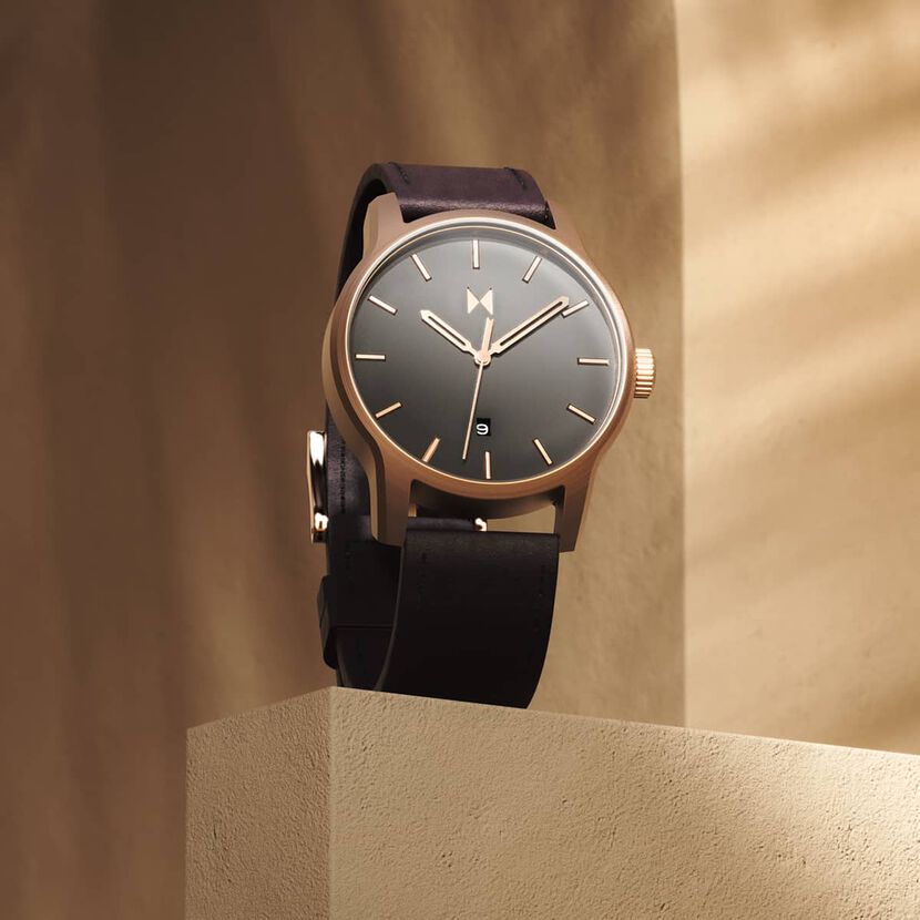 Classic II by MVMT - Clean Men's Watches in Grizzly Brown | MVMT